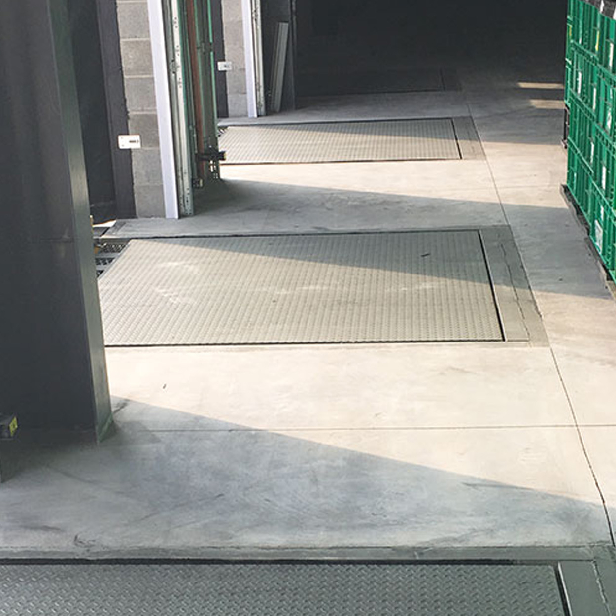 Understanding the Different Types of Dock Trailer Restraints